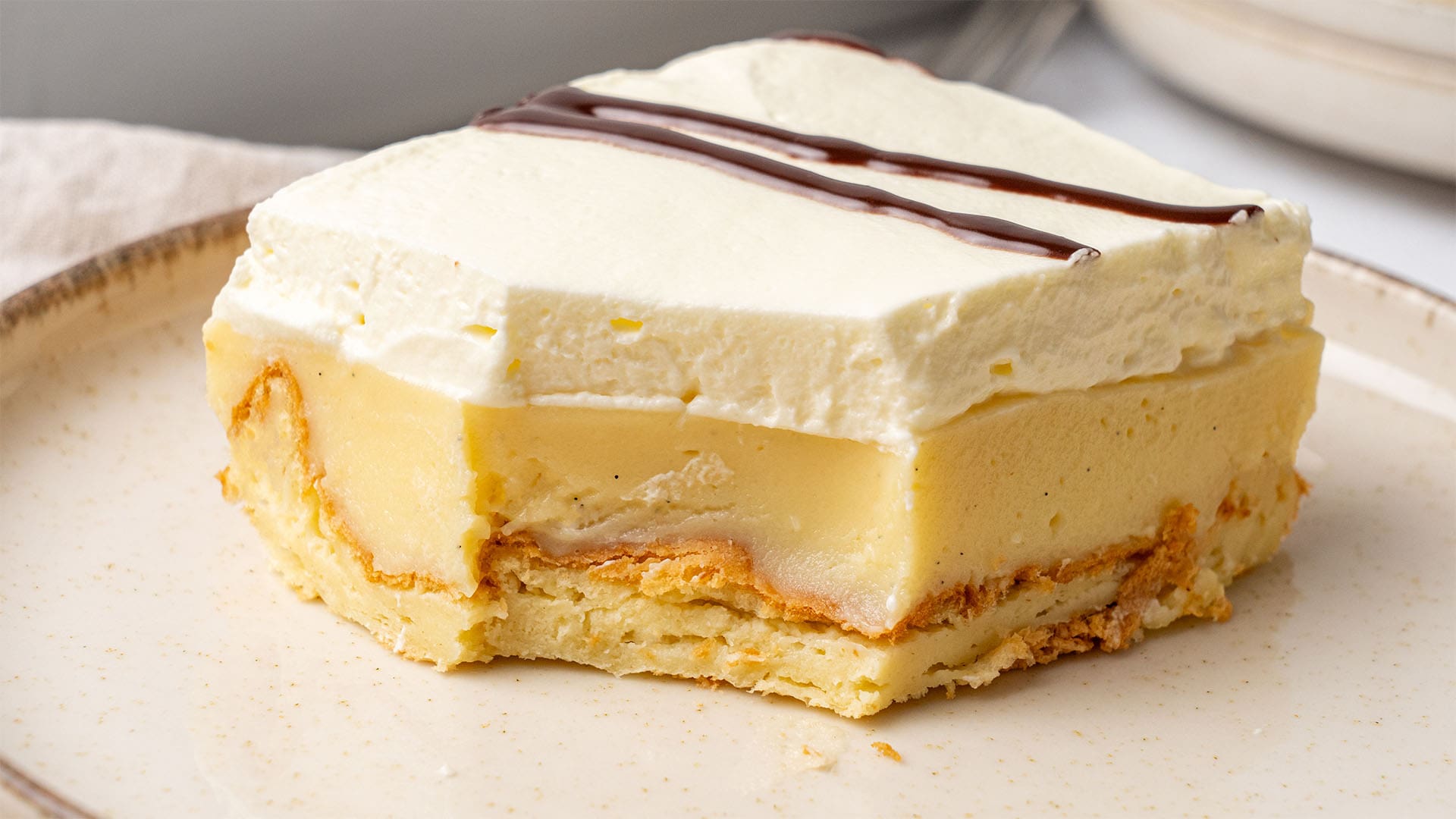 25 Sheet Cakes That Always Get More Compliments Than Layer Cakes