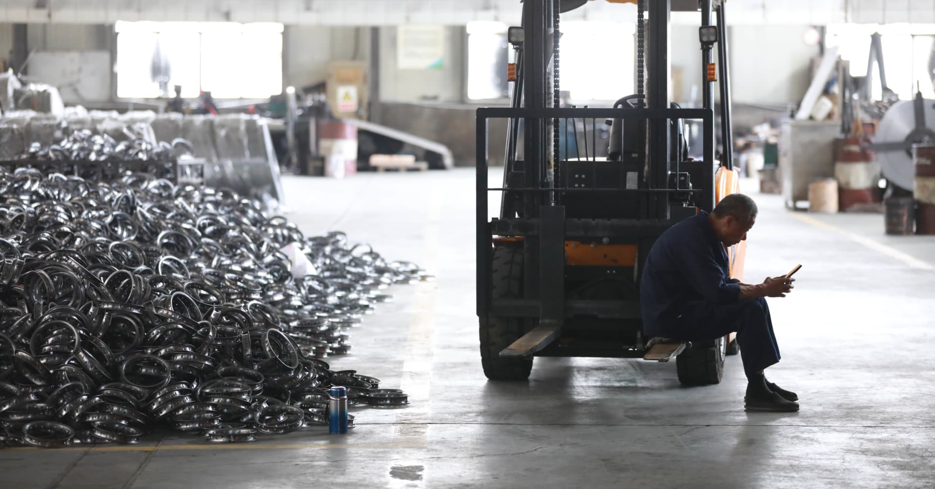 Trump tariffs won't lead supply chains back to U.S. but companies will ...