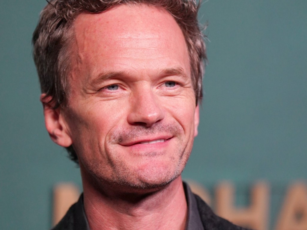 Neil Patrick Harris's Twins Harper & Gideon's ‘Spring Break' in Fiji ...