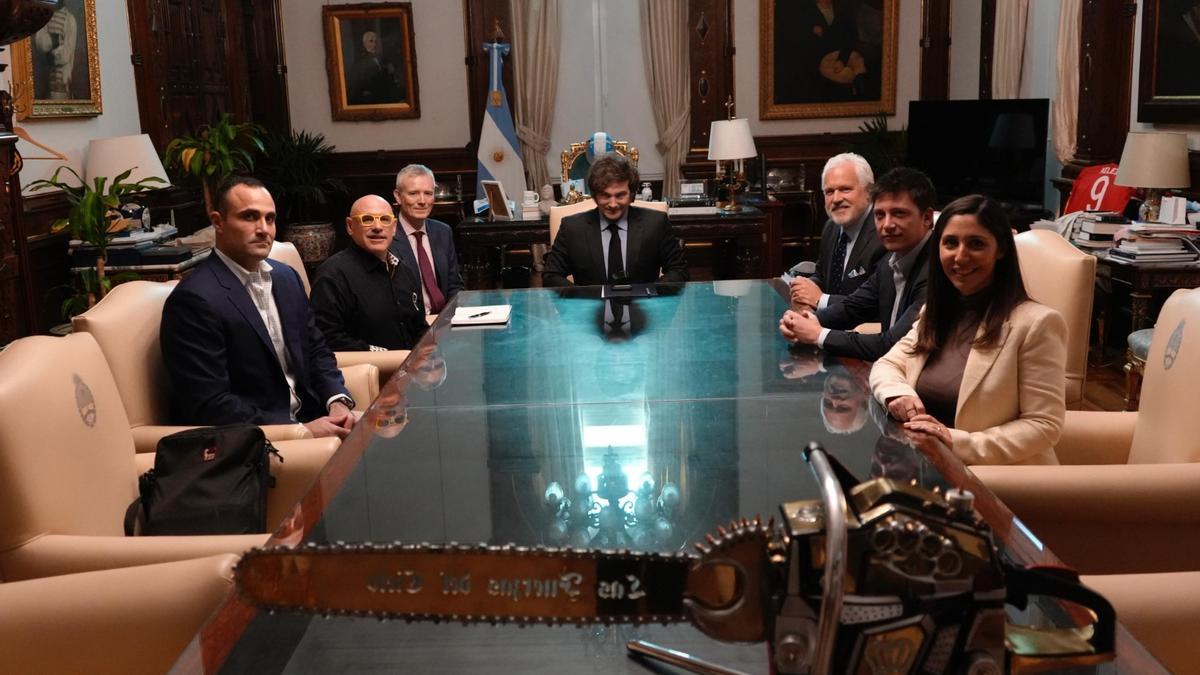 Con la “embajada paralela” en marcha, Milei se reúne con Trump en el ...