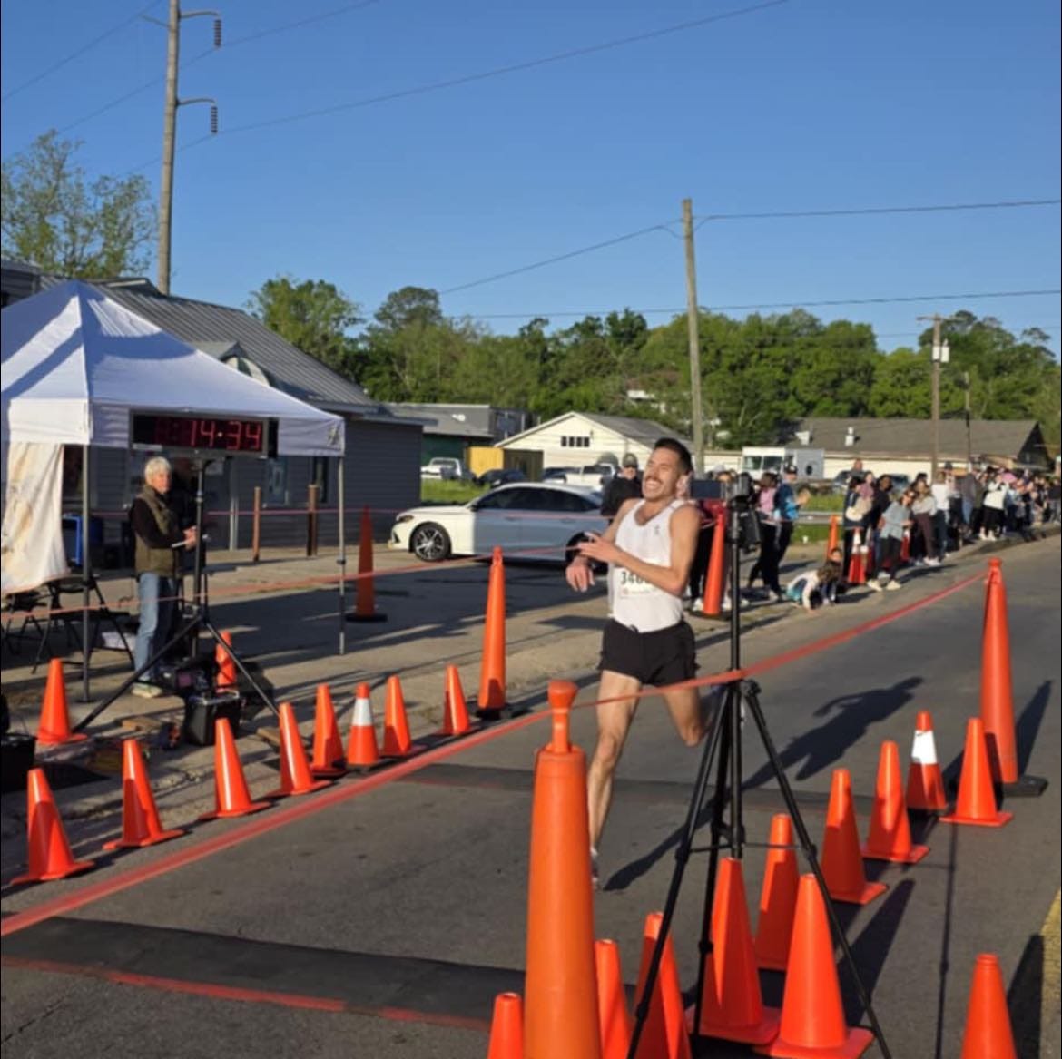 Former FSU runner breaks nearly 40-year-old record in the city's oldest ...