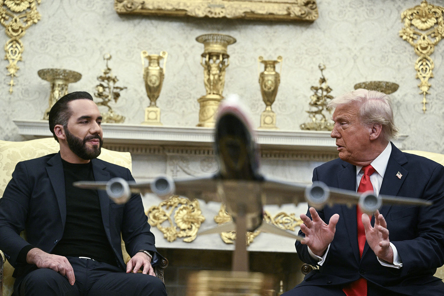 Trump floats legally questionable proposal to deport U.S. citizens