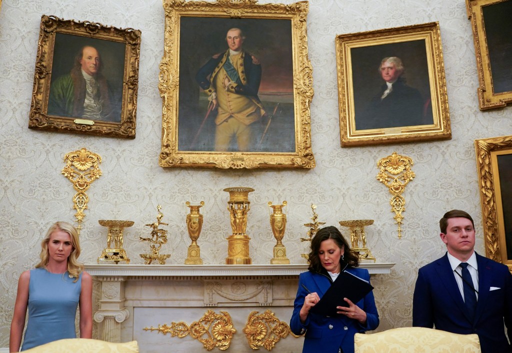 Michigan Gov. Gretchen Whitmer regrets hiding from photographers while ...