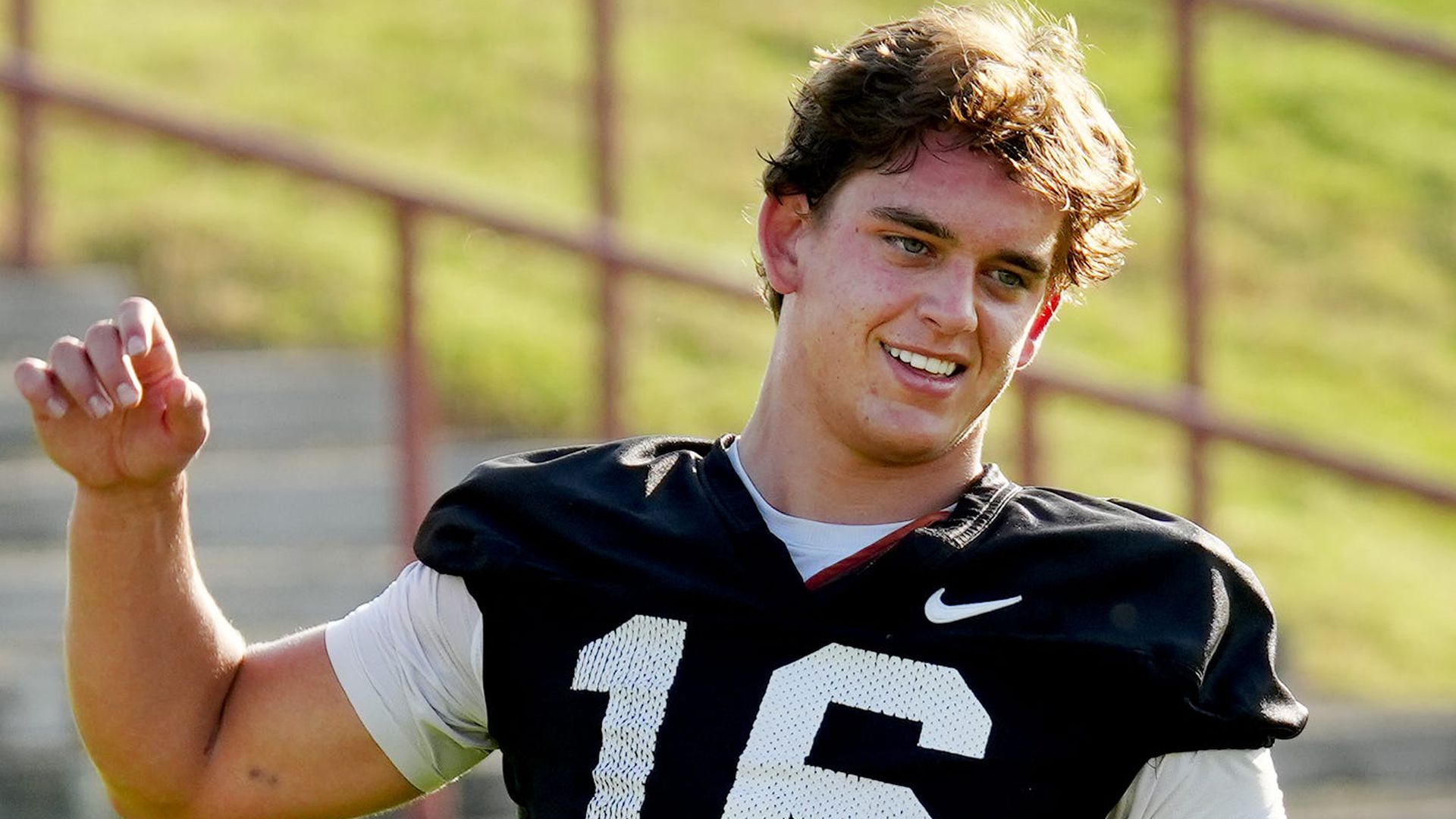 Longhorns Daily News: Rece Davis: Texas QB Arch Manning will become ...