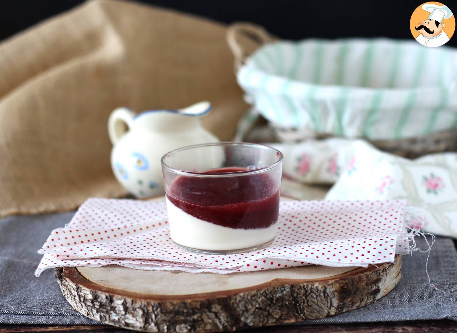 Panna cotta au coulis de fruits rouges