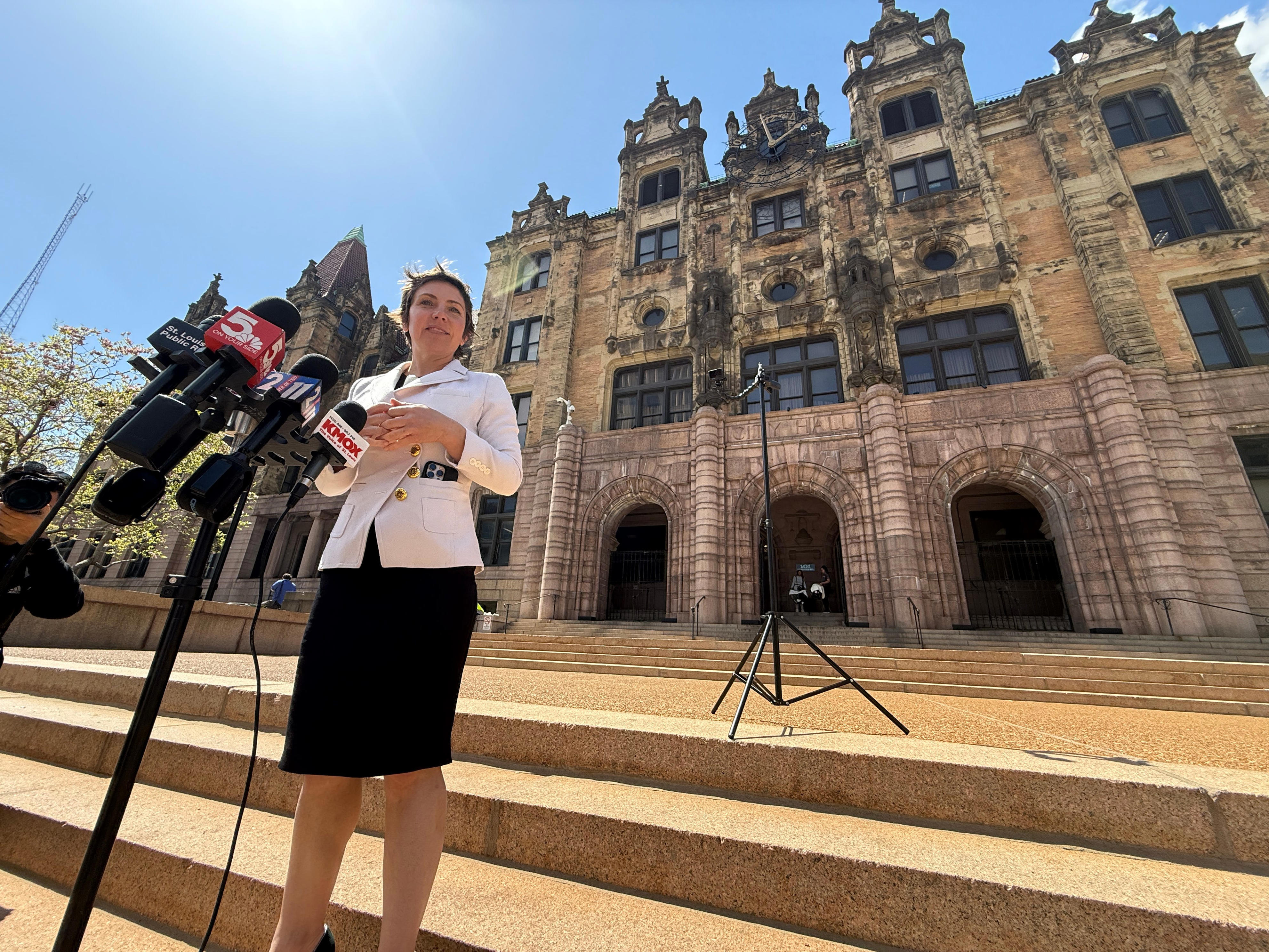 Spencer to be sworn in as St. Louis City Mayor Tuesday