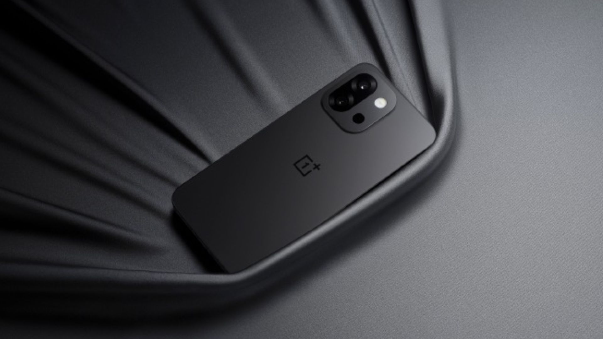 OnePlus shows off the OnePlus 13T in all angles ahead of launch