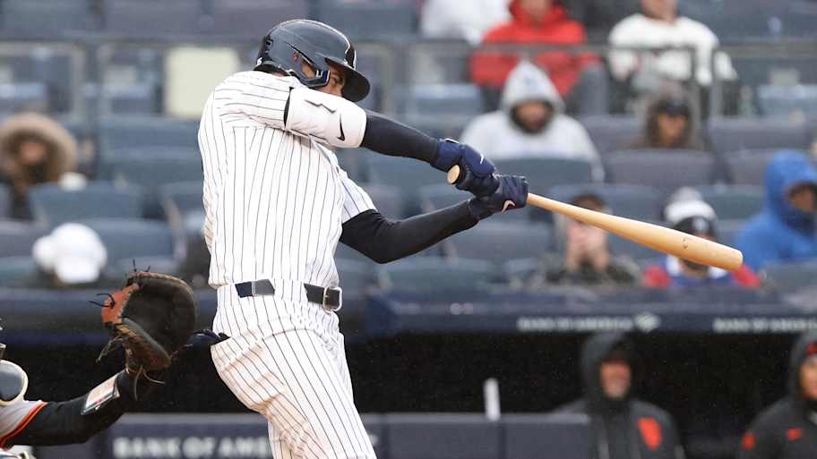 Yankees Drop In MLB Power Rankings With Slugger Struggling on Offense
