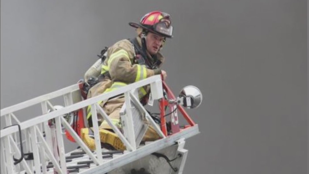 Justin Ball becomes official Dallas Fire-Rescue Chief after serving ...