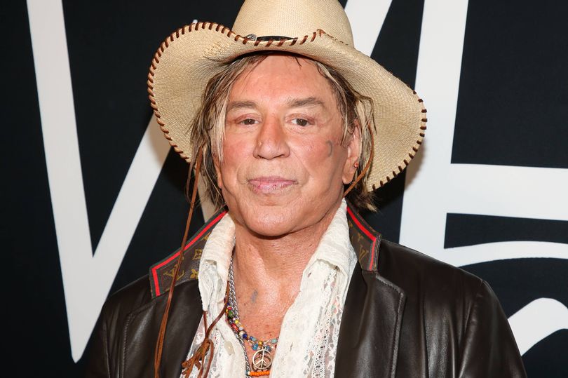 Former Hollywood A-lister looks completely unrecognizable following ...