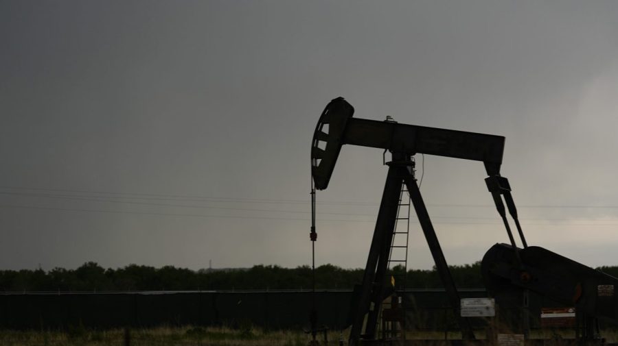 Oil and gas industry targets Colorado’s emission rules as Trump urges ...