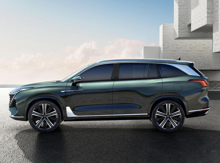 MG lanza en Chile el MG3 HEV, el Cyberster eléctrico y el RX9 SUV de 7 plazas: una apuesta por ...