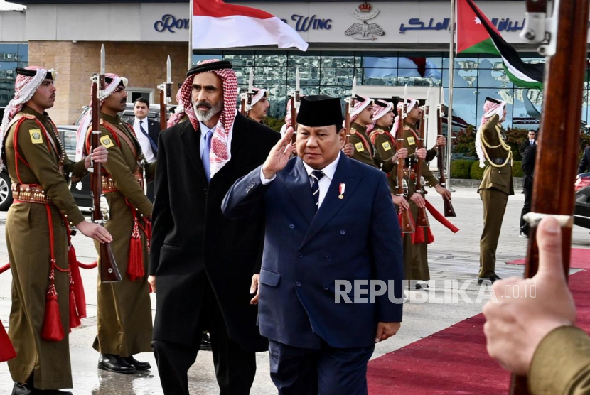 Usai Bertemu Raja Abdullah II Bahas Gaza, Prabowo Kembali ke Indonesia