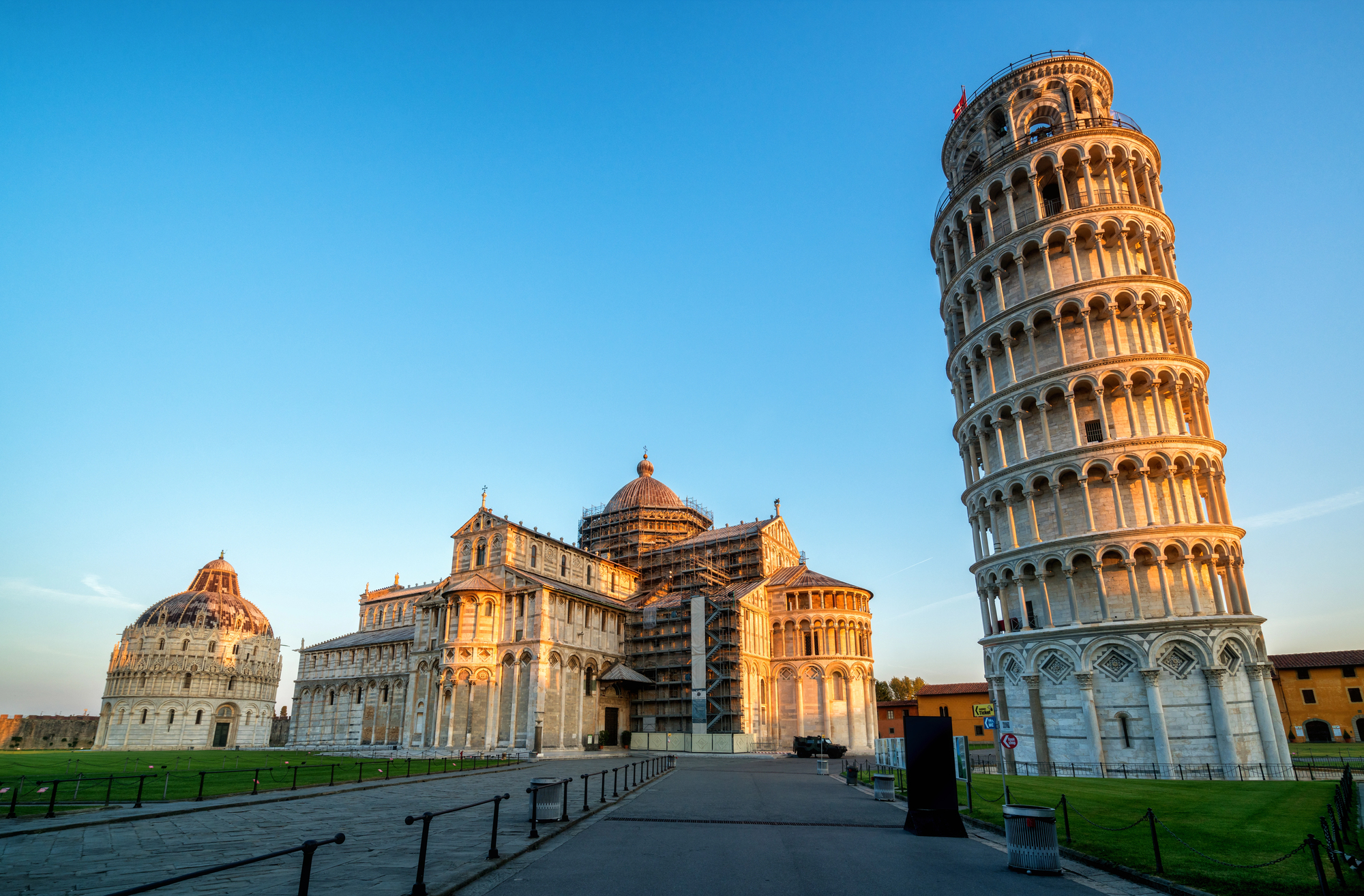 15 Things You Never Knew About the Night the Leaning Tower of Pisa Was ...