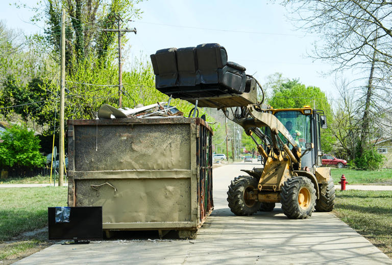 Is dumpster diving legal in Kentucky? What state, Louisville law says