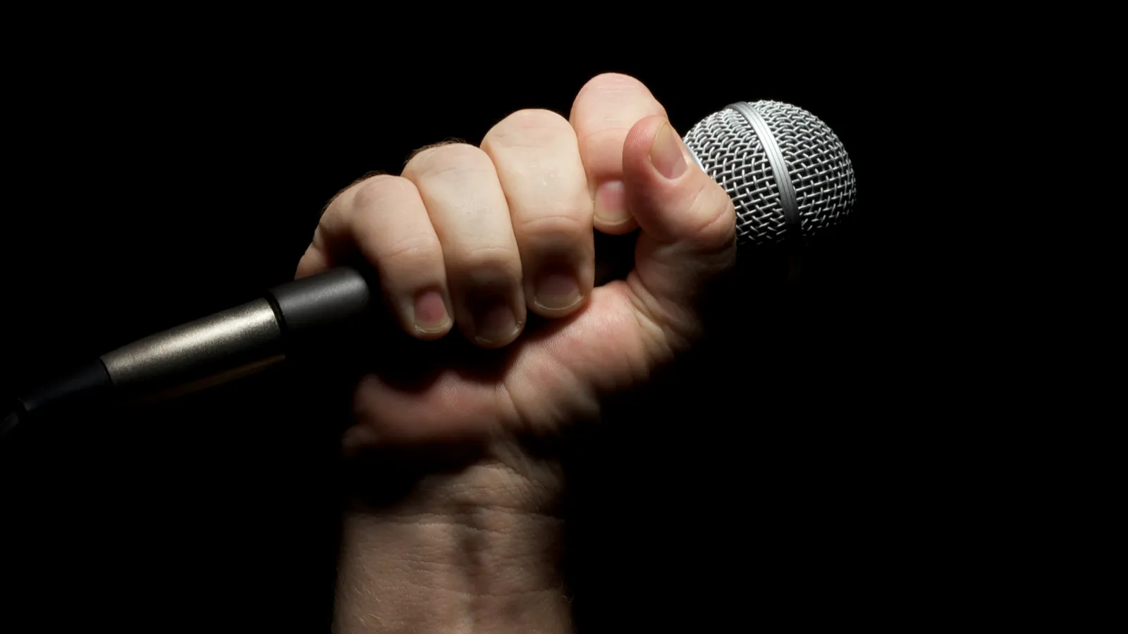 Mike Berry, ‘Are You Being Served?’ Actor, Dies at 82