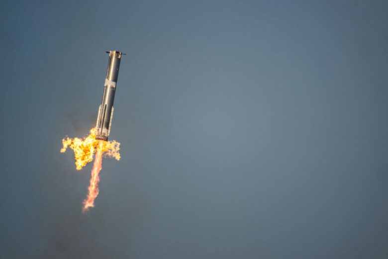 SpaceX lanceert cruciale voorraden en experimenten naar internationaal ...