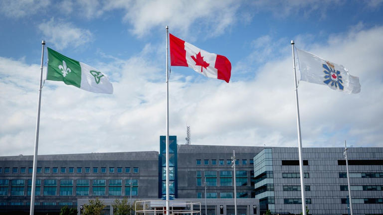 CSIS is hiring investigators in these Canadian cities and you can make ...