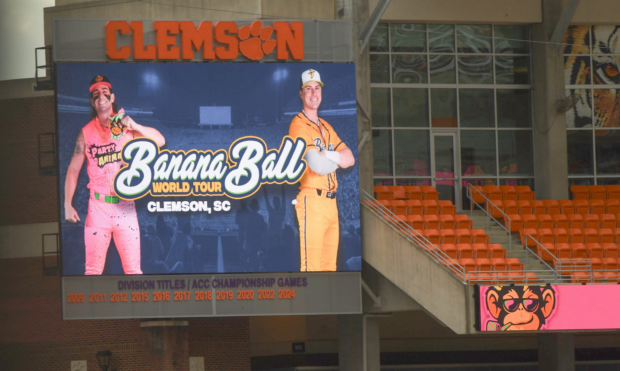 Savannah Bananas 2025 schedule: Are tickets available for Clemson game ...