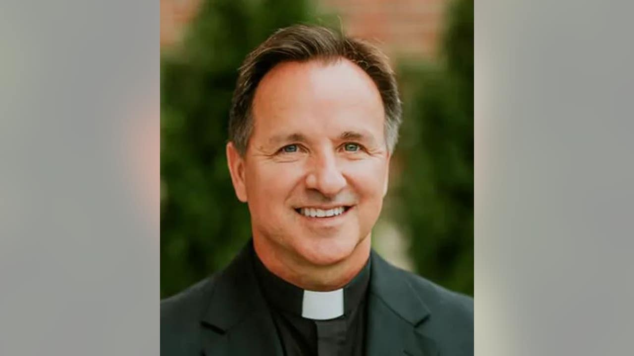 Chicago priest cleared of sexual abuse allegations, archdiocese says
