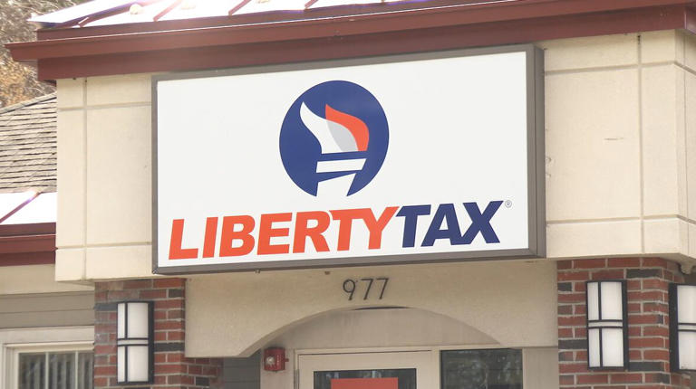 Tax expert gives last-minute filing advice