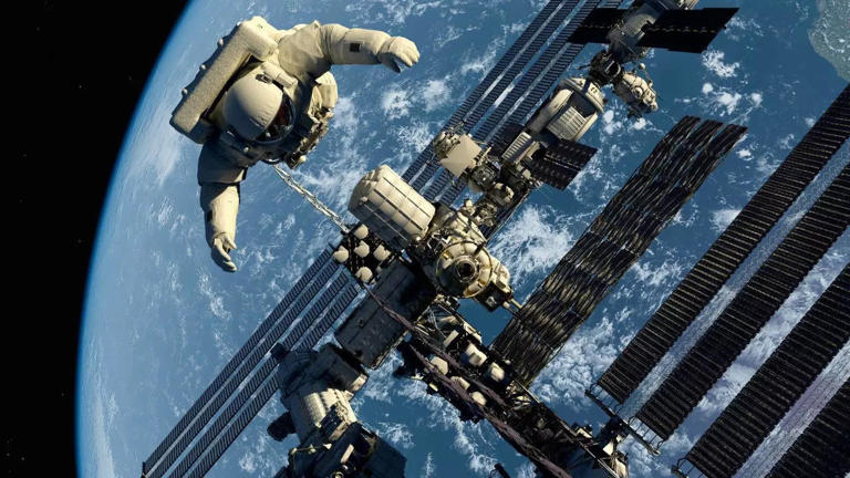 Blue Origin vs. SpaceX: How two giants are changing space exploration