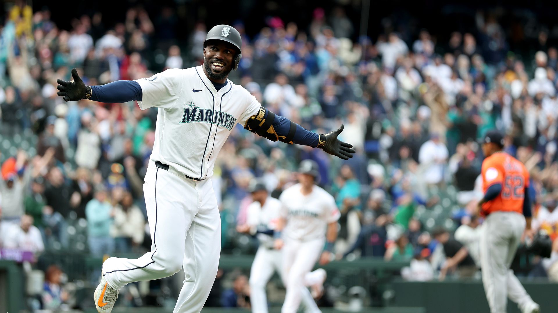 The Randy Effect: Arozarena sparks the Mariners offense