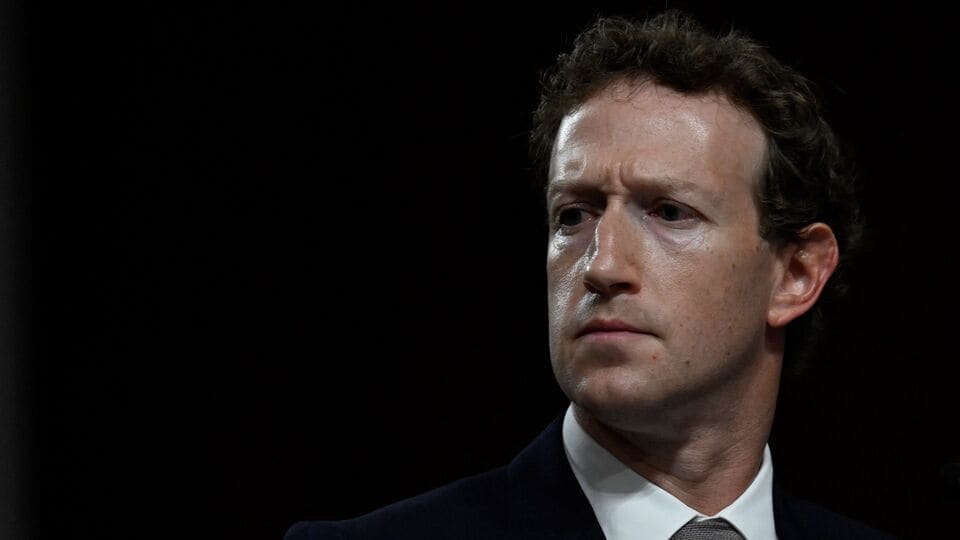 FTC vs Meta: Antitrust trial begins as Facebook parent company fights ...