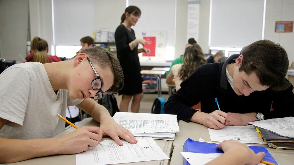 Iowa students may soon have to take the citizenship test in order to ...