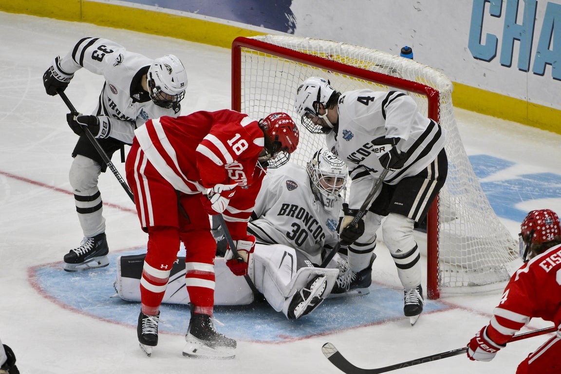 Shane Lachance follows his father's path and signs NHL contract