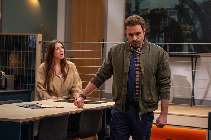 Emmerdale exit 'sealed' for icon after 19 years as fans 'point out ...