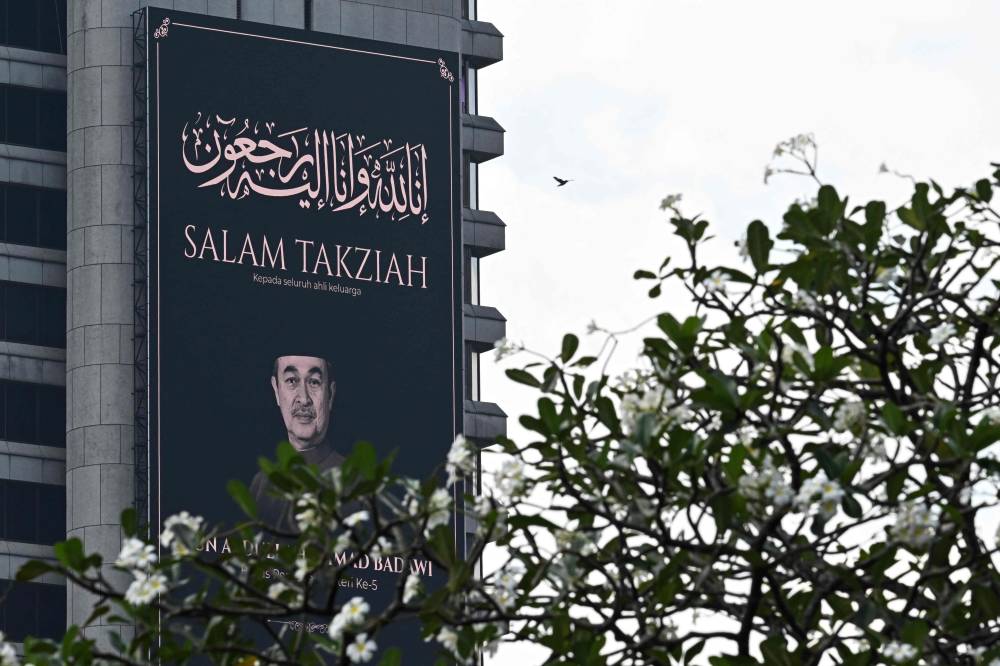 Malaysia is a leader in global halal industry due to Pak Lah’s vision