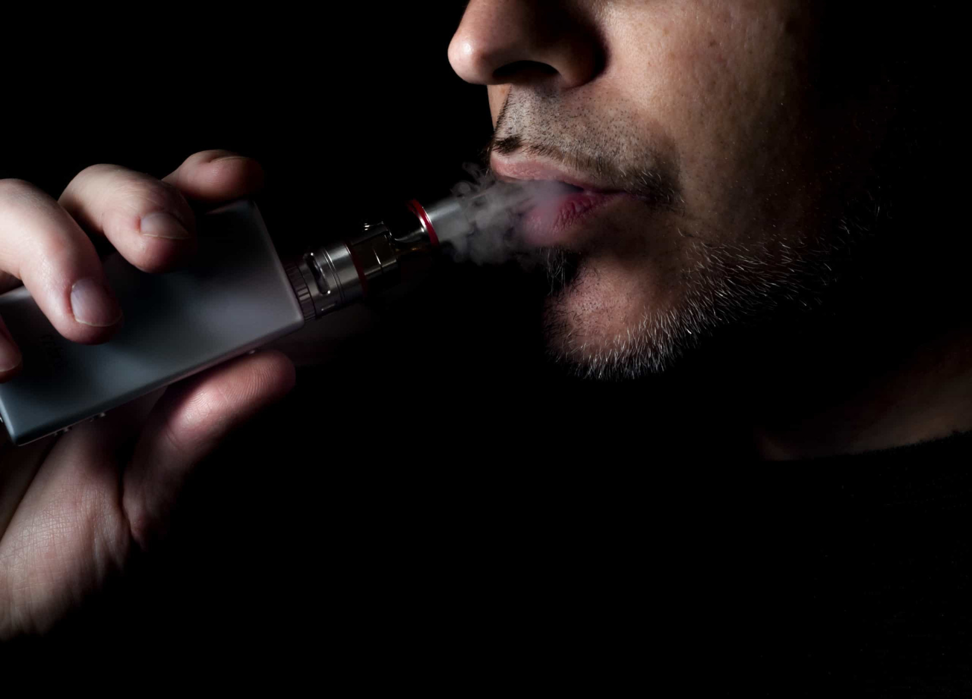 Sterven we langzaam aan vapen?