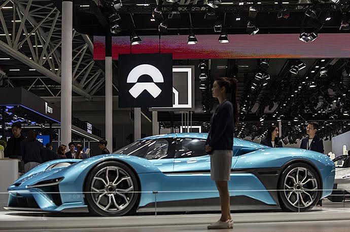 Leaked Chats Tease NIO’s Next Giant—A Flagship SUV Over 5.2 Meters Long