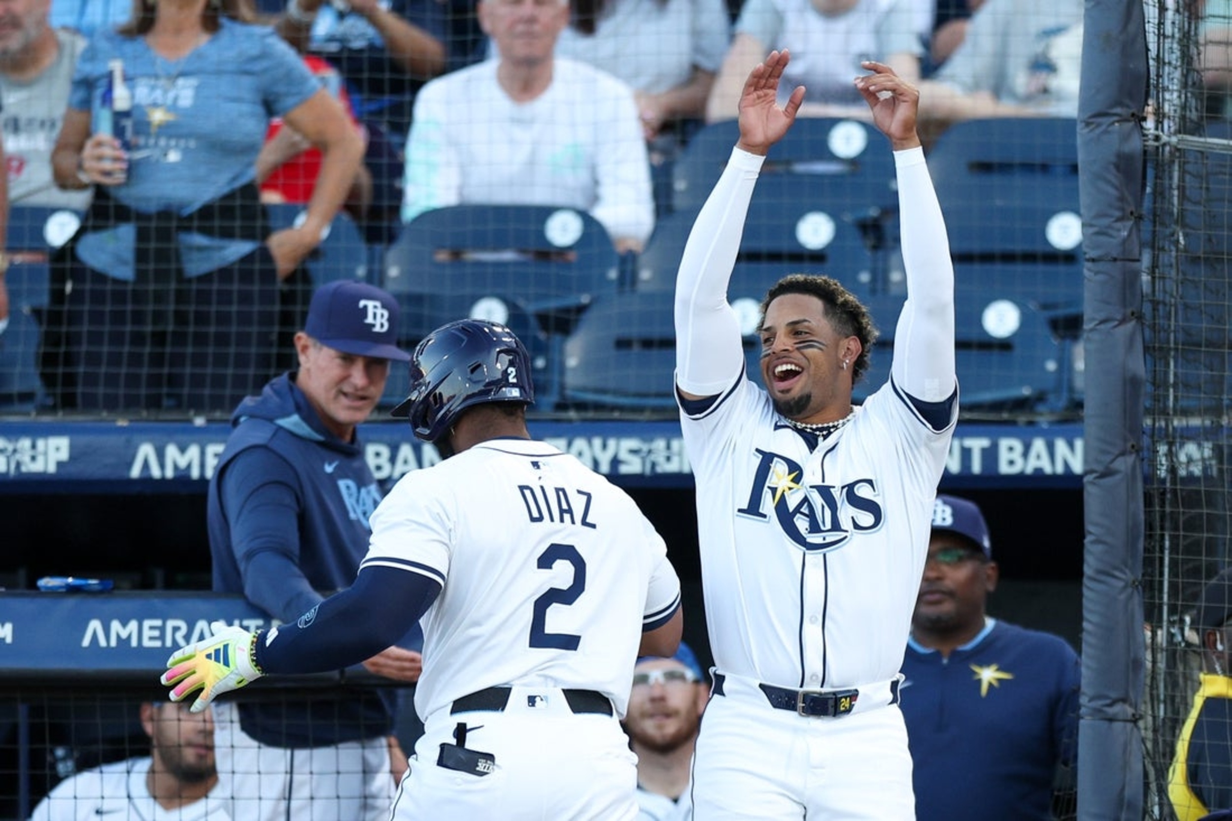 Rays crush Red Sox 16-1 behind 16-hit attack