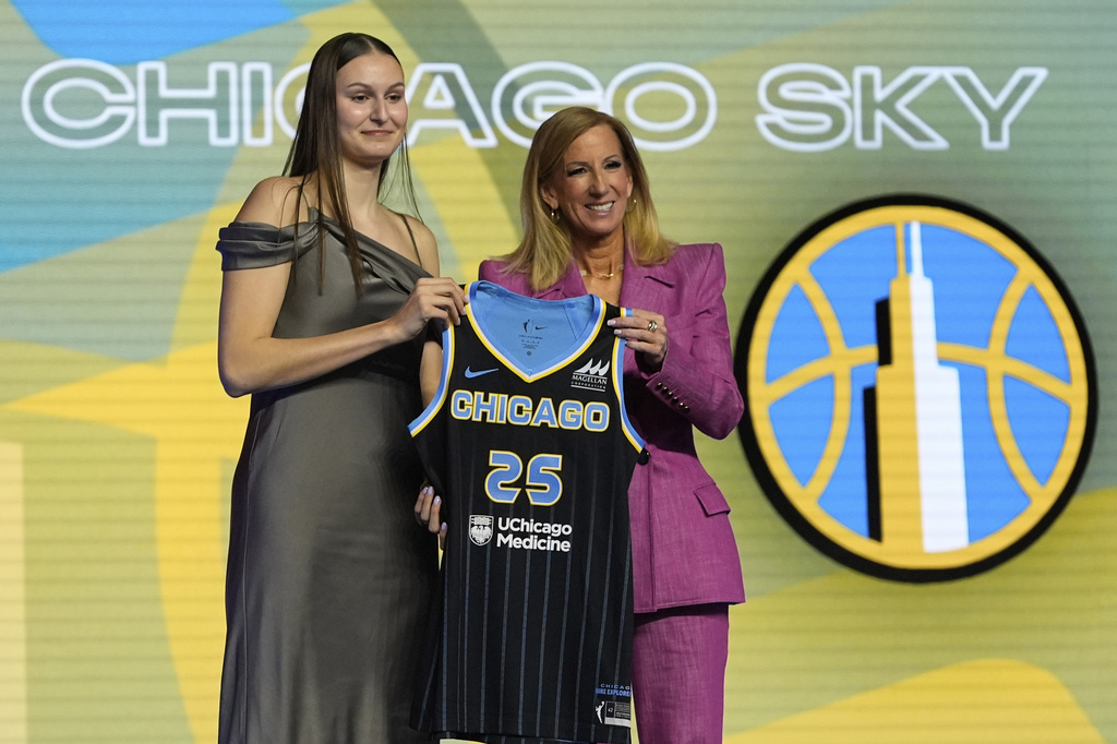 Ajsa Sivka, Hailey Van Lith, Aziaha James taken with final 3 picks in ...