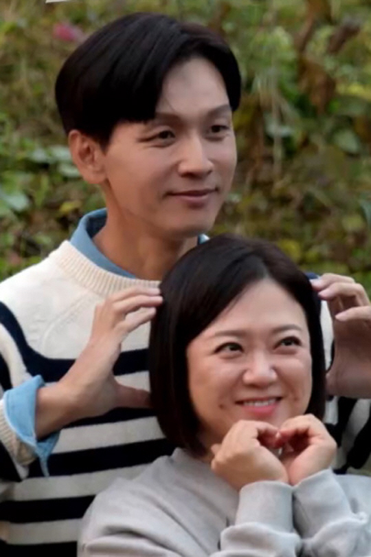 Kim Sook ♥ Koo Bon-seung predicted his marriage in October, and went on a camping date alone ...