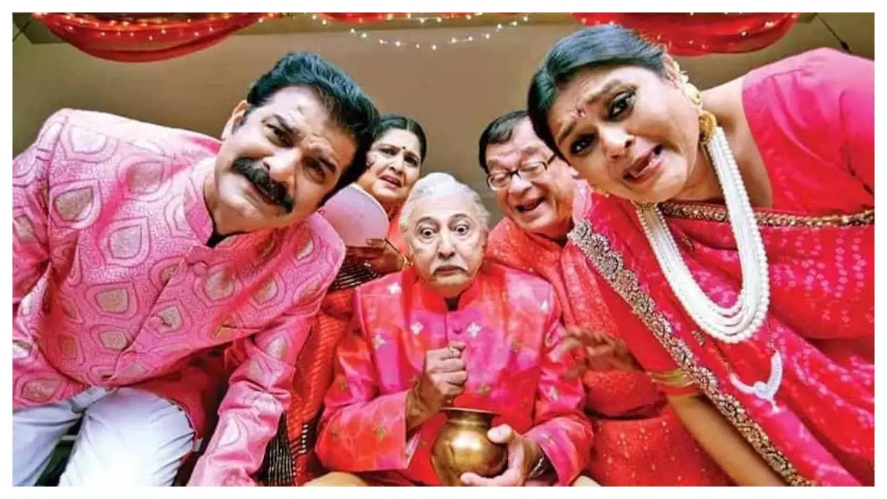Producer JD Majethia announces Khichdi season 3; the show's iconic team ...