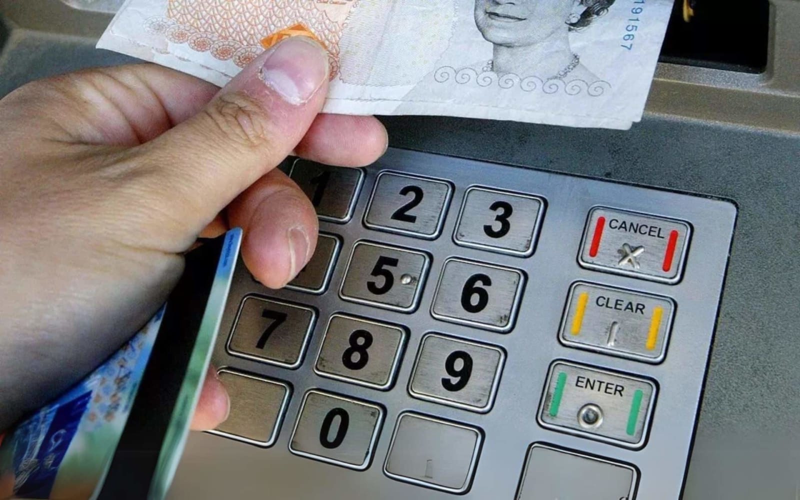 DWP Issues Exact Savings Threshold That Could Trigger Benefit Deductions