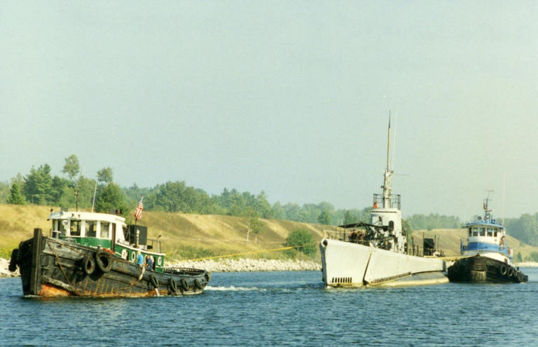 Dry docking of Manitowoc's WWII submarine museum USS Cobia vital to ...