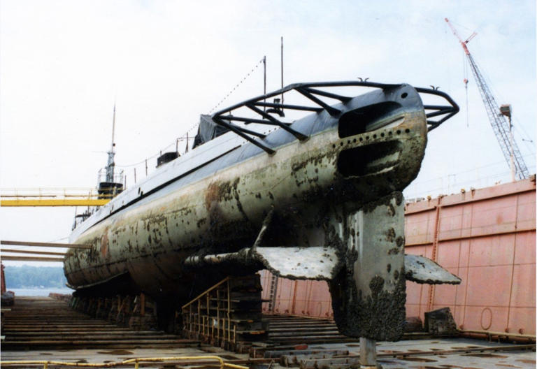 Dry docking of Manitowoc's WWII submarine museum USS Cobia vital to ...