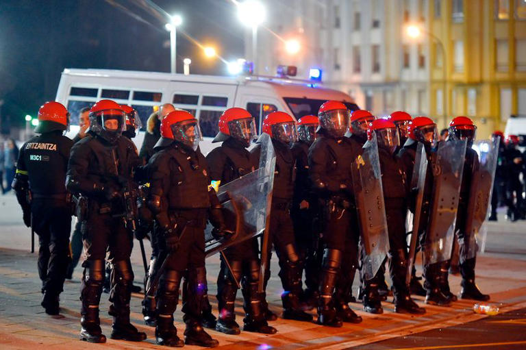 Rangers in Bilbao sparks major police operation as cops take remarkable ...