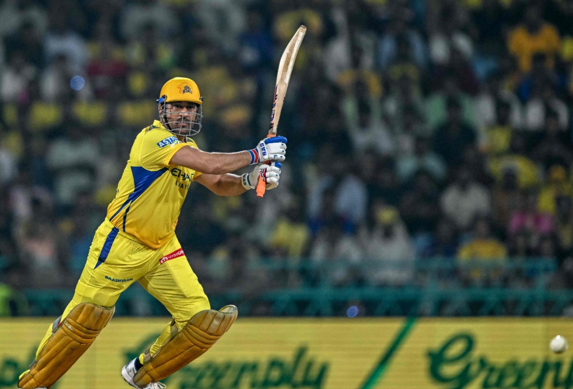 'Won't Be Forgotten' Dhoni Turns Back the Clock for Fans as His Power ...