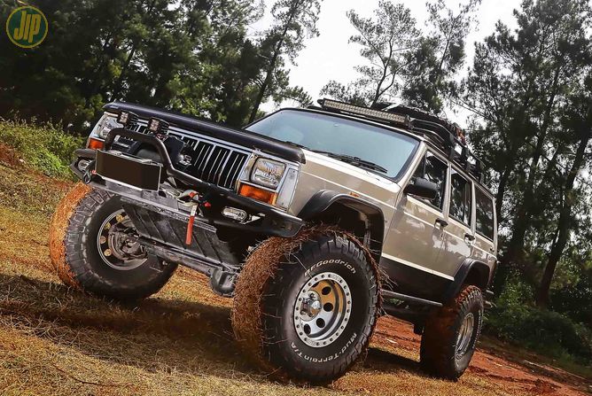 Beli Jeep Cherokee Bekas? Wajib Cek Bagian-bagian Ini, Perhatikan