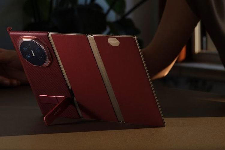 Huawei Mate XT Ultimate Resmi Diperkenalkan di Indonesia, Banderol ...