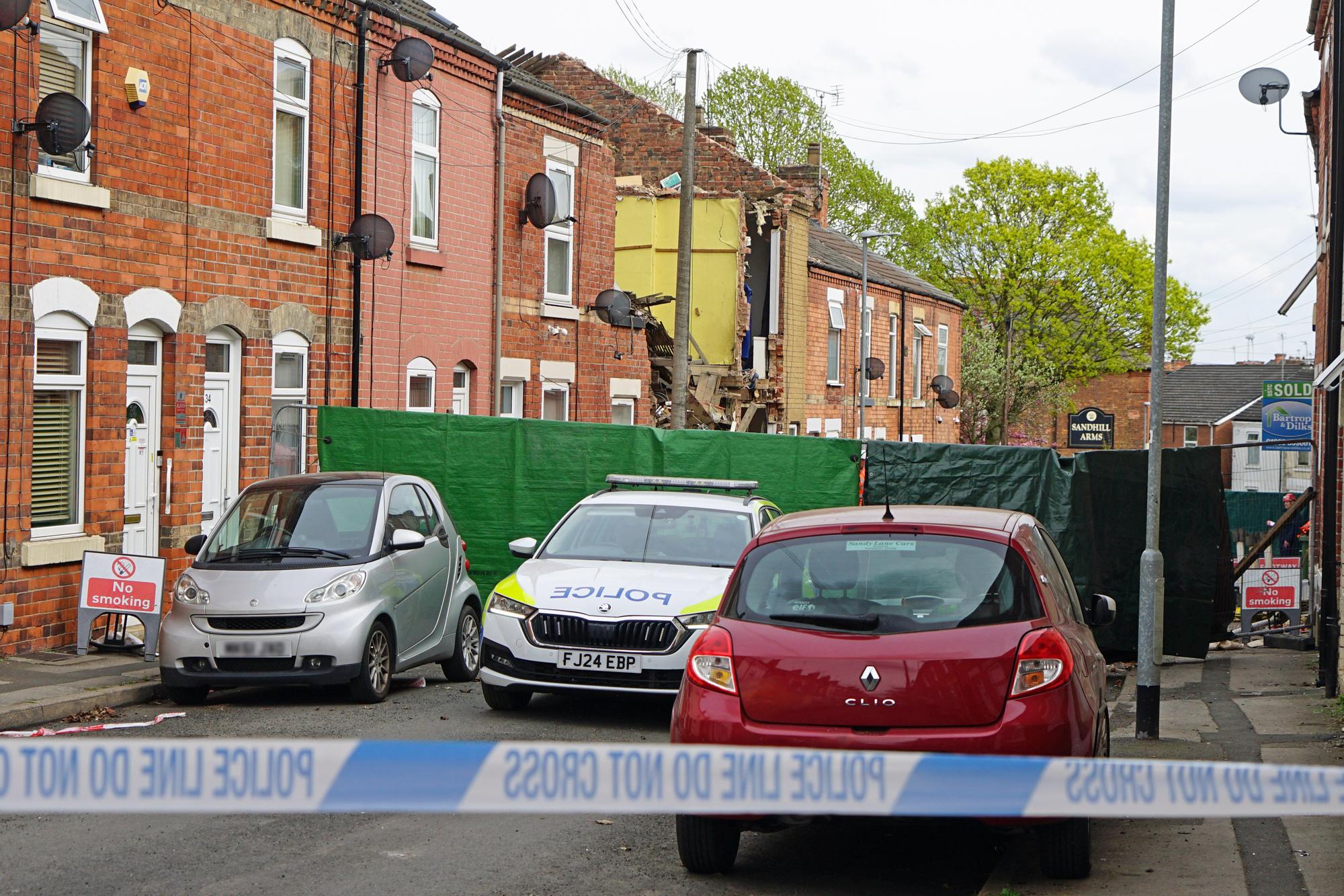 Worksop explosion: Murder arrest after 53-year-old man dies in house ...