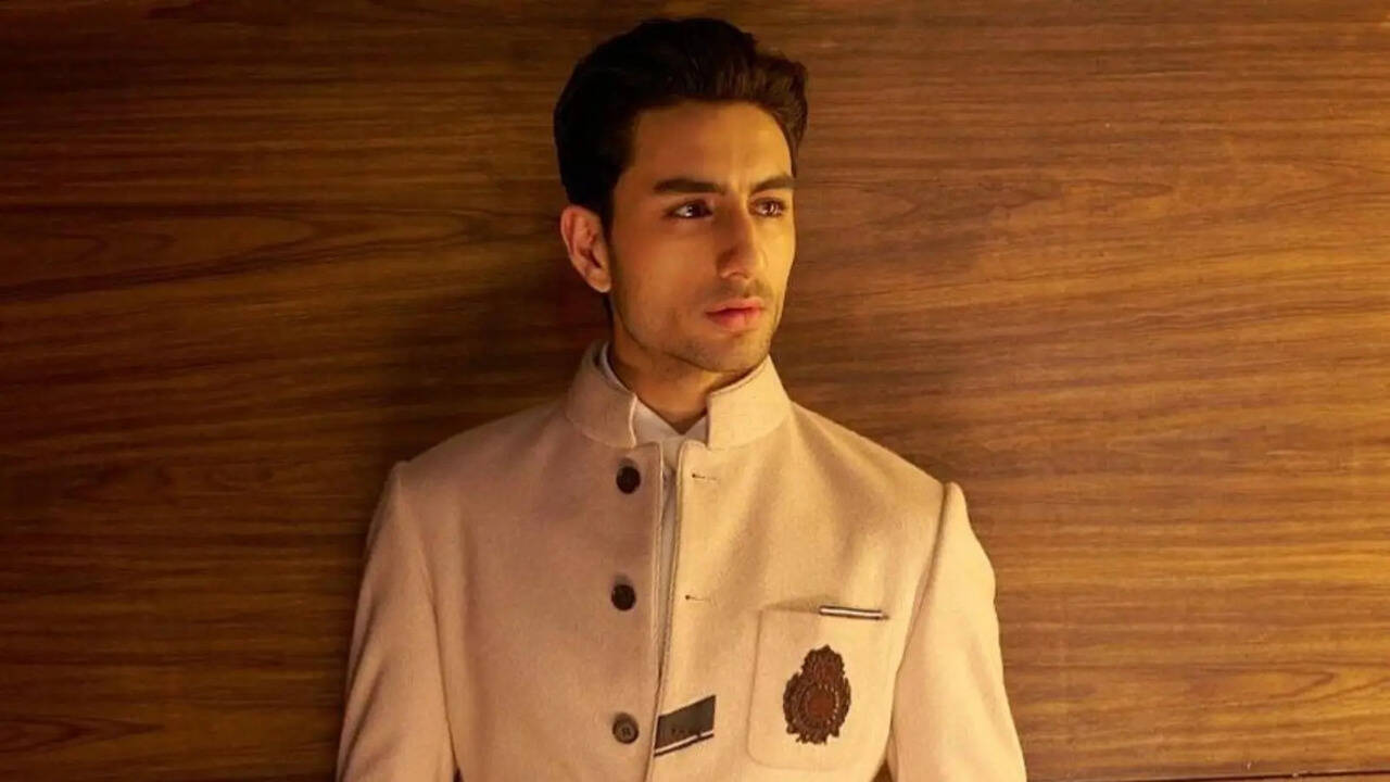 Ibrahim Ali Khan Regrets Threatening Pakistani Journalist Over ...