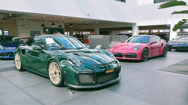 Waarom een auto kopen bij de dealer nóg duurder wordt in Nederland