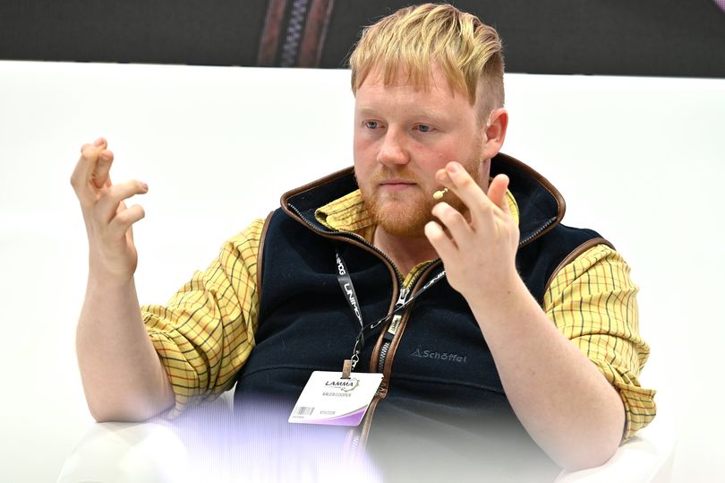 Kaleb Cooper shows what he's doing after leaving Jeremy Clarkson's farm ...