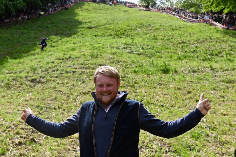 Kaleb Cooper shows what he's doing after leaving Jeremy Clarkson's farm ...